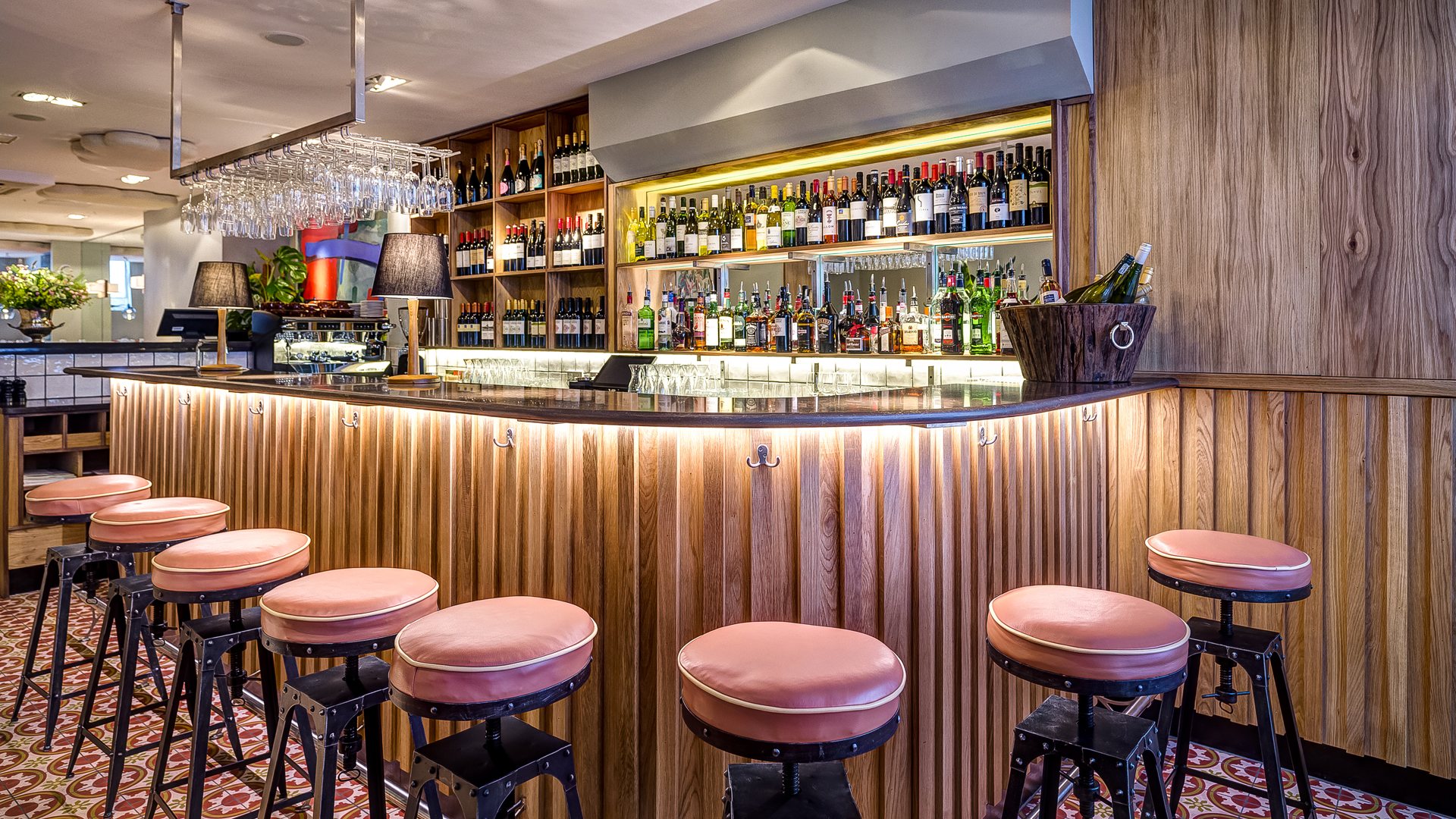 Lussmanns Restaurant Hitchin: Fish, Steak, Vegetarian & Grill - SG5